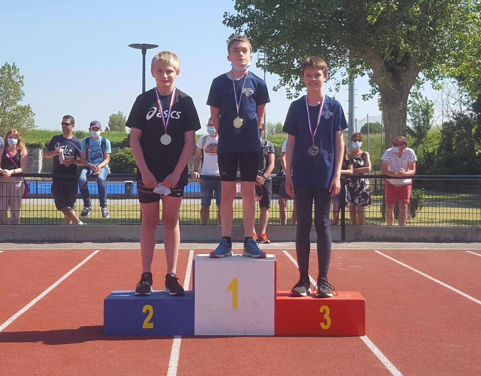 10 titres aux départementaux benjamins - SO Calais Athlétisme